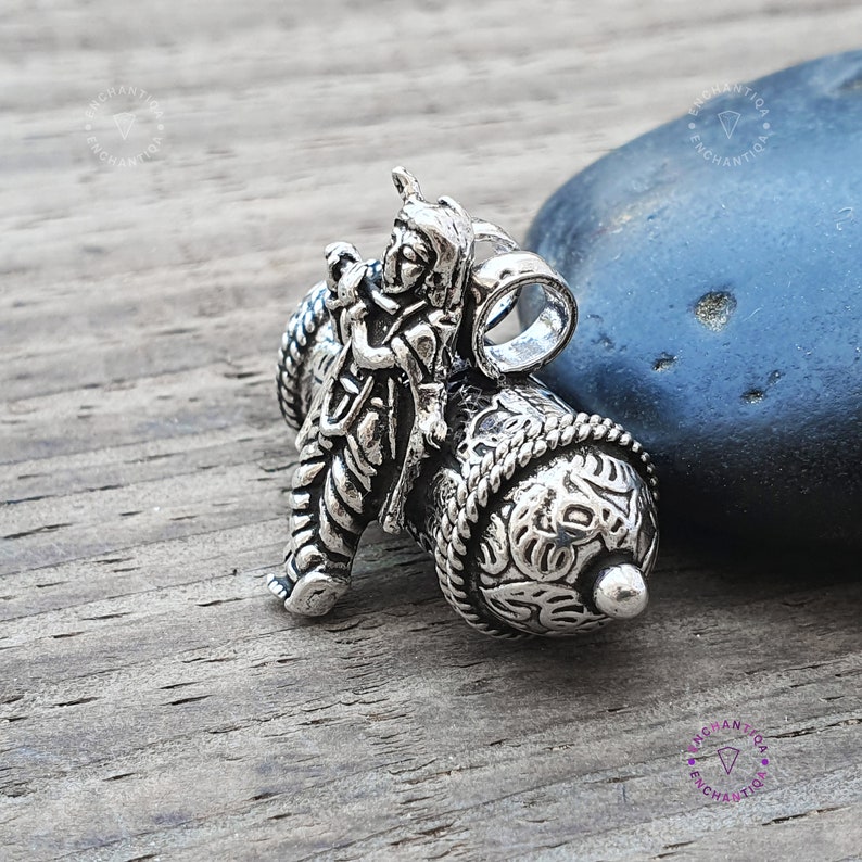 Silver Lord Krishna Pendant, God Tribal India Jewelry Hindu, Ethnic ...