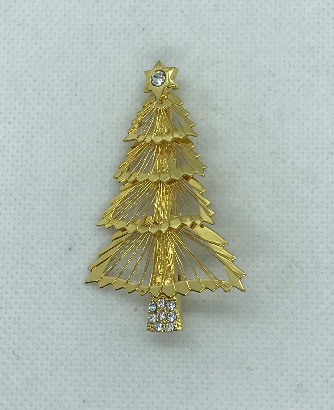 Vintage MONET Christmas Tree Brooch Gold Tone Open Wire Work With ...