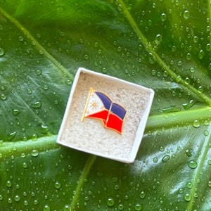 Philippine Flag Pin | Philippine Accessory - Etsy