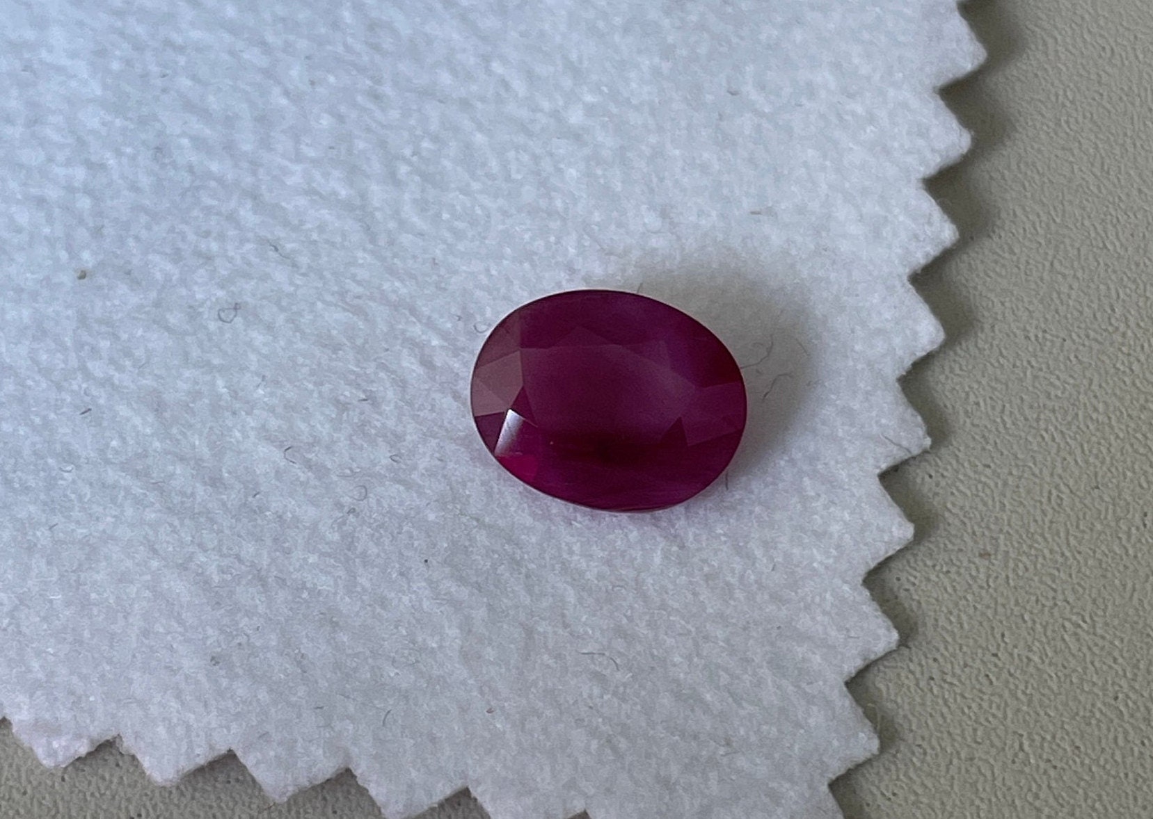 Burma Rubin Erhitzt Facettiert Oval 244 Karat 98mm x 78mm - Etsy.de