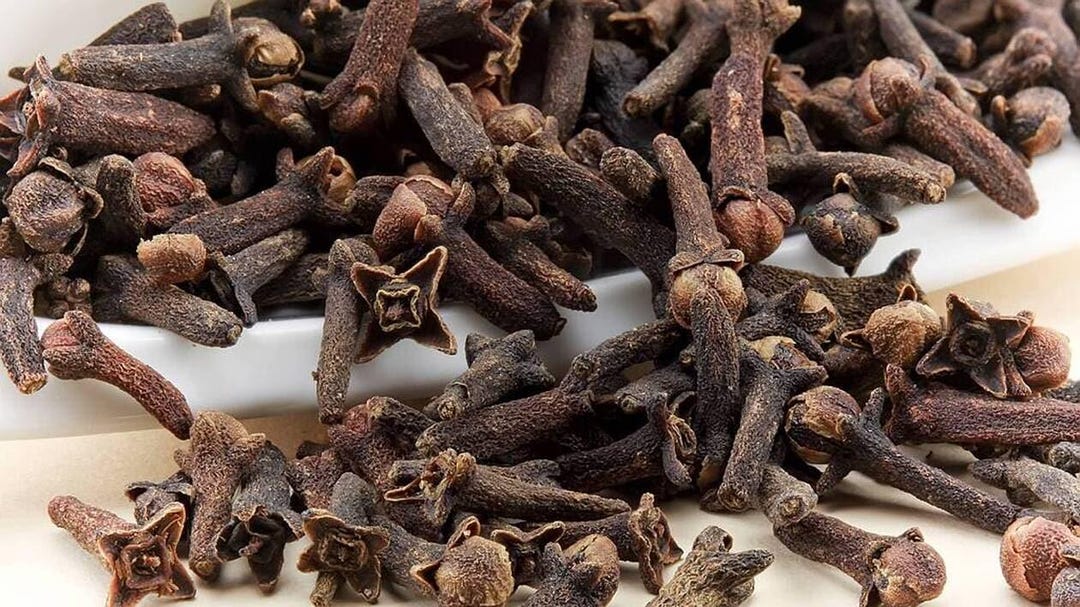 X13 Cloves, Magic Ingredient, Purification, Protection, Money, Repels ...