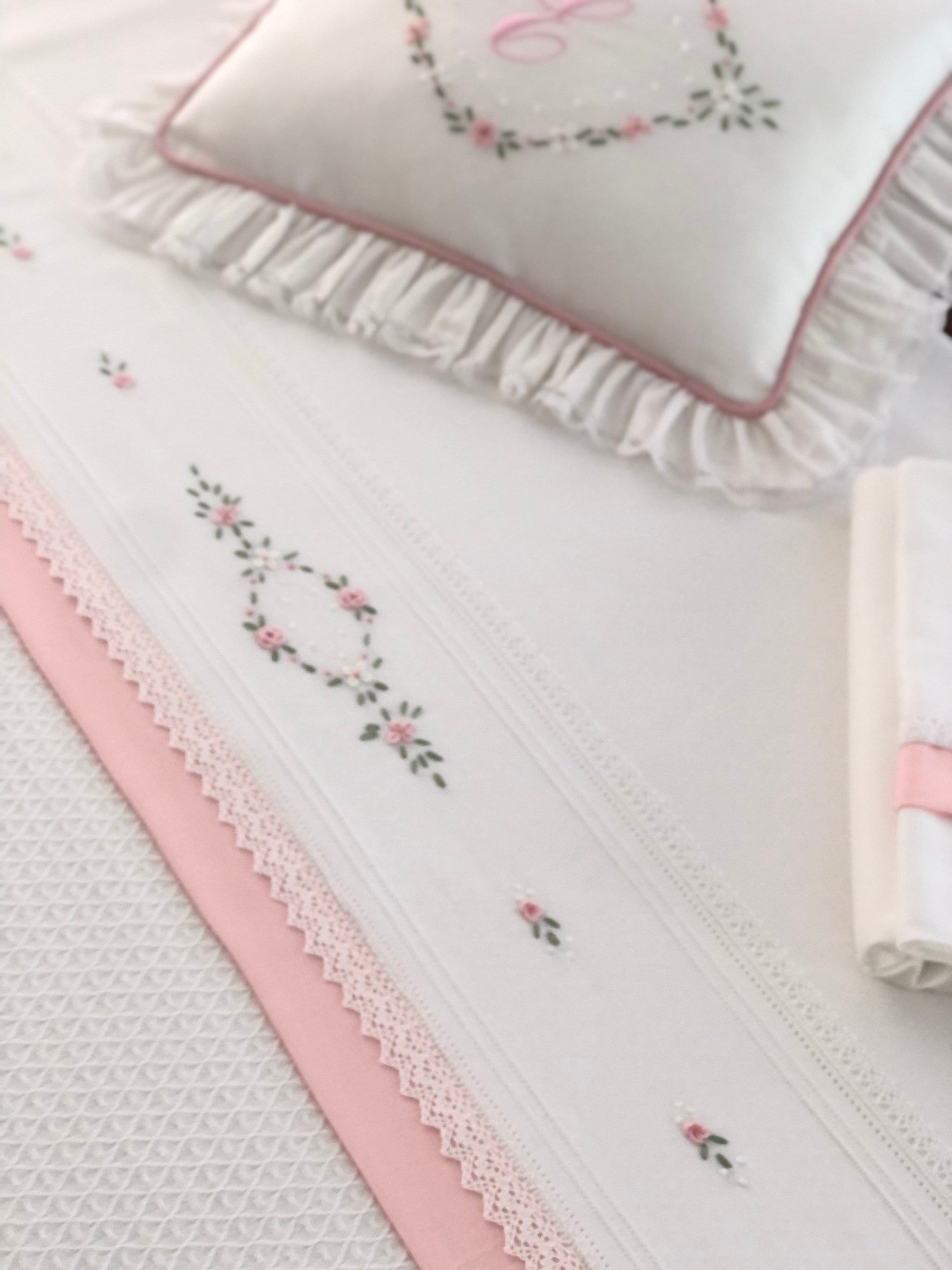 Lily Pink Personalized 4 Piece Baby Quilted Bedspread Set , Hand ...