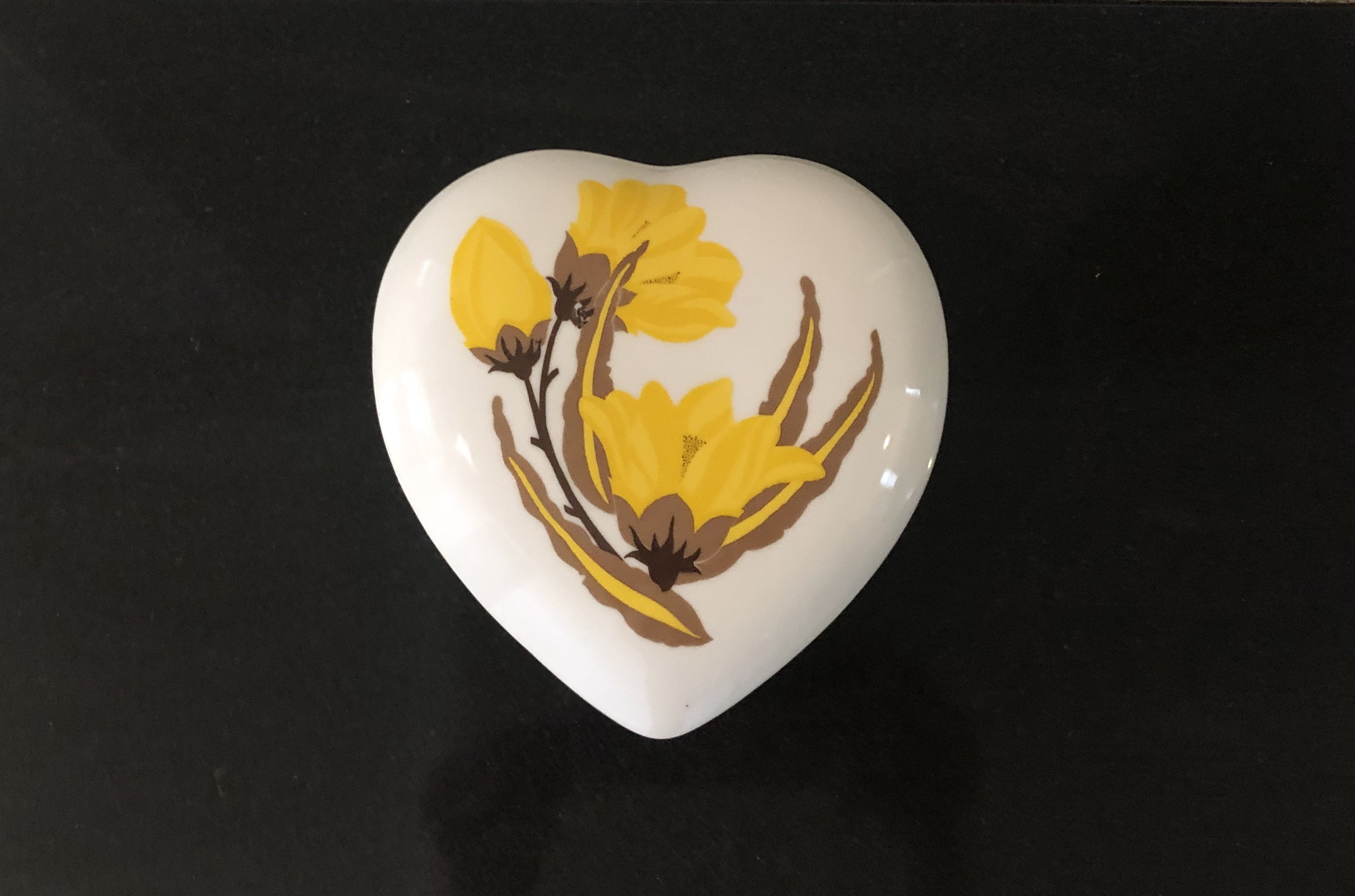 Vintage Japanese Floral Heart Shaped Trinket Box Keepsake Box Jewelry ...