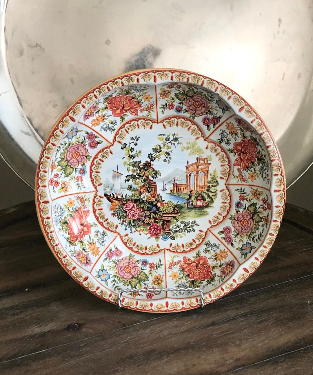 Vintage 1971 DAHER Decorated Ware Round Scalloped Bottom Metal Dish ...