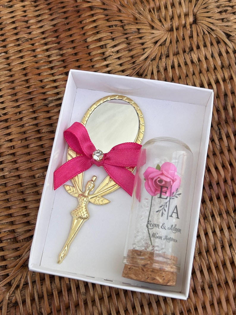 Personalized Hand Mirror & Favor Set: Quinceañera, Sweet 16 Gifts - Etsy