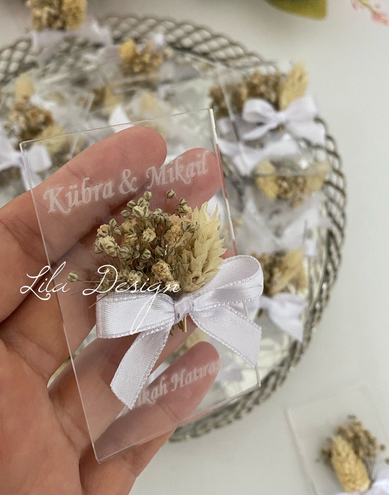 Personalized Transparent Acrylic Wedding Favor Magnets, Dried Flower - Etsy