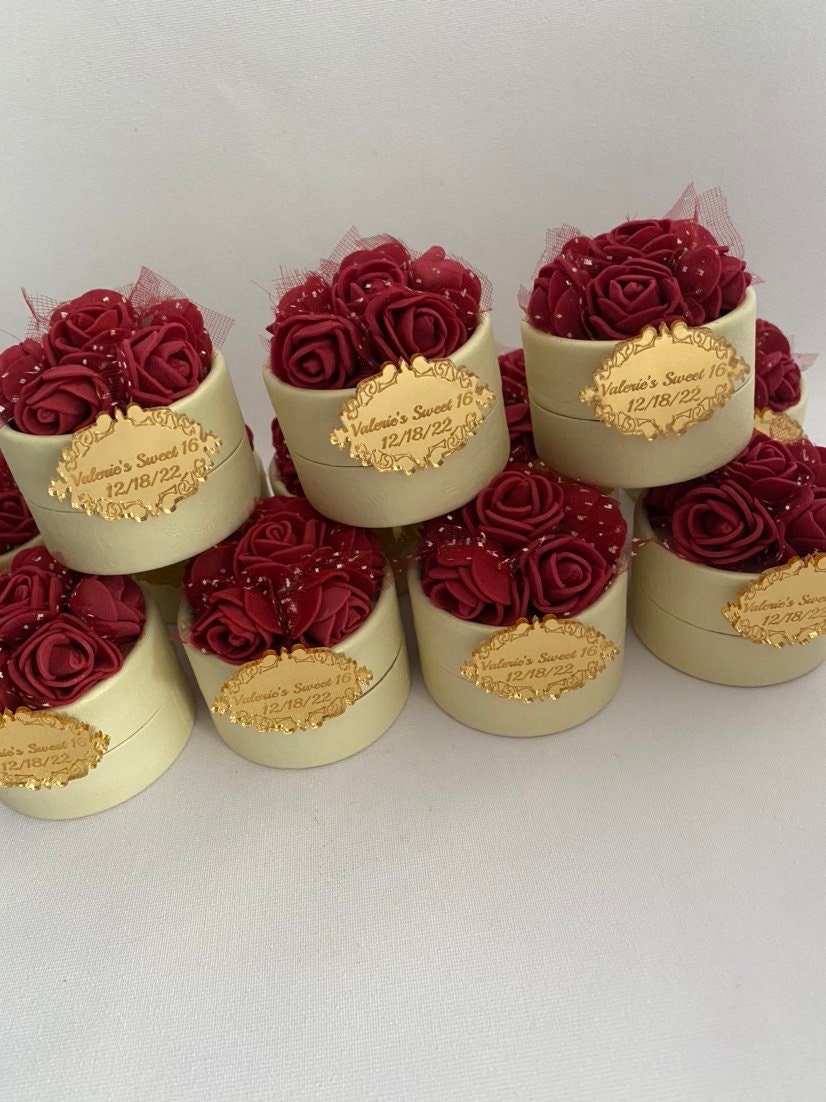 Personalized Wedding Favor Box With Foam Roses and Acrylic Mirror - Etsy