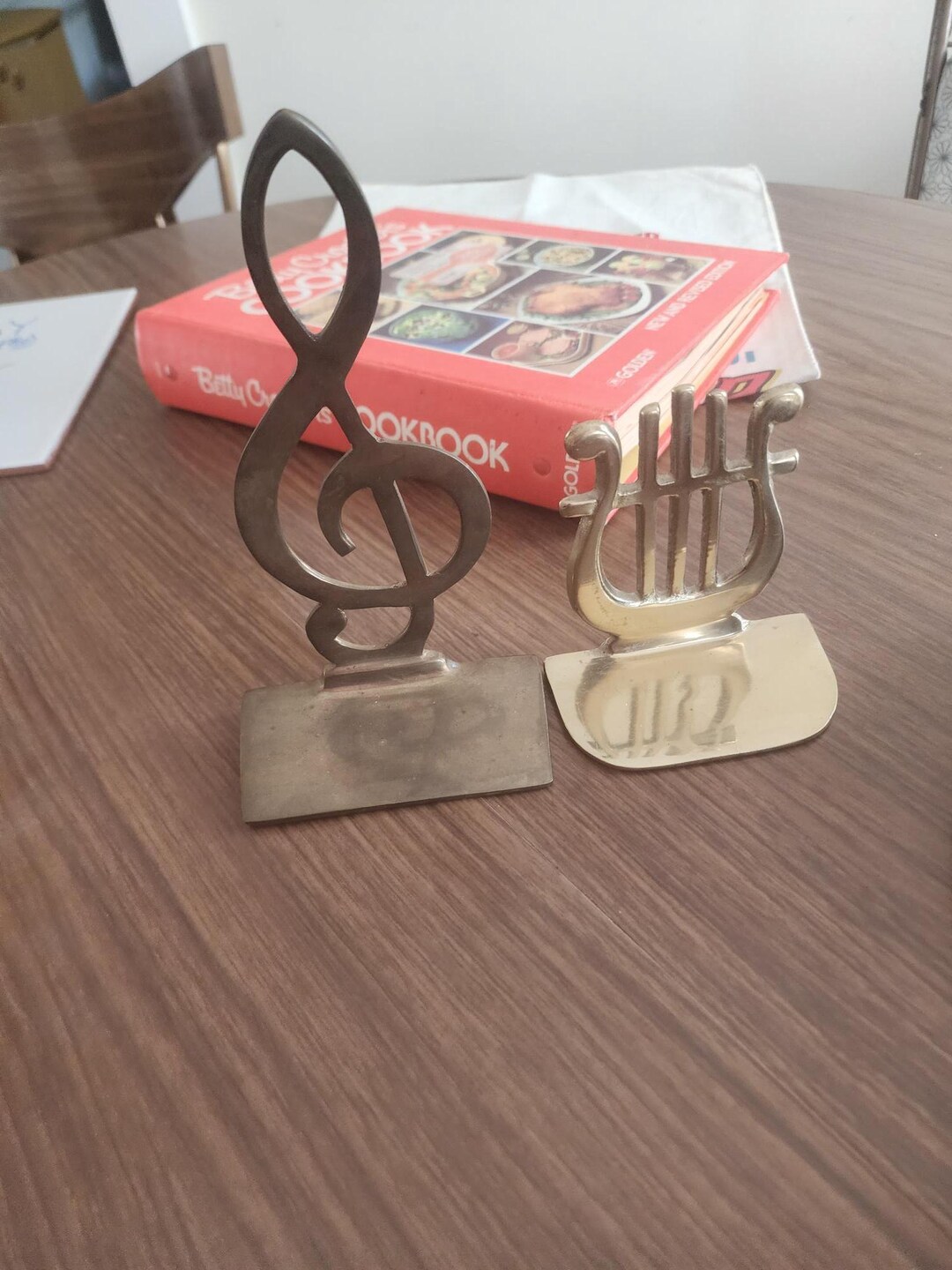 Brass Treble Clef & Lyre Harp Music Bookends - Etsy
