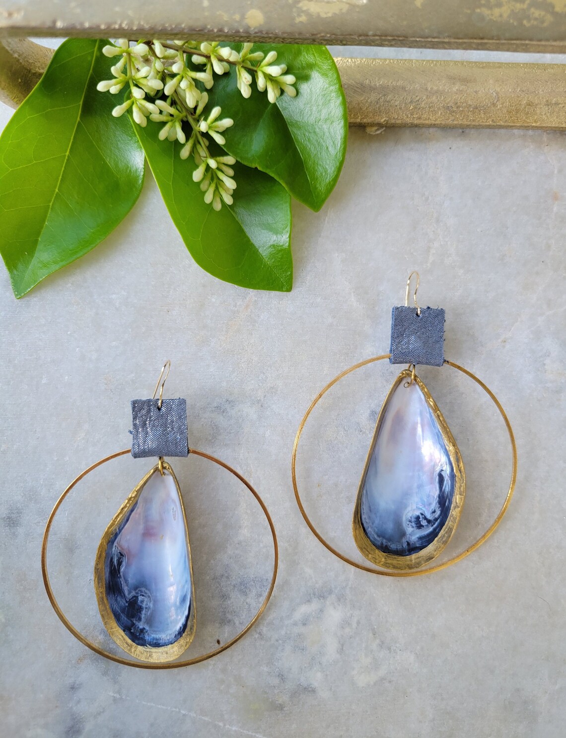 The Sullivan Collection - Mussel Shell Hoop Earings - Etsy