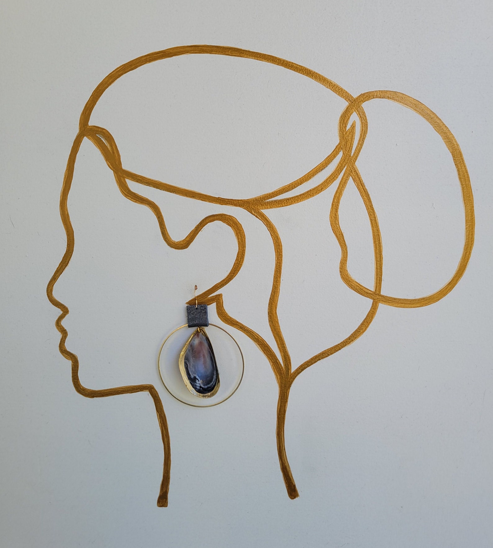 The Sullivan Collection - Mussel Shell Hoop Earings - Etsy