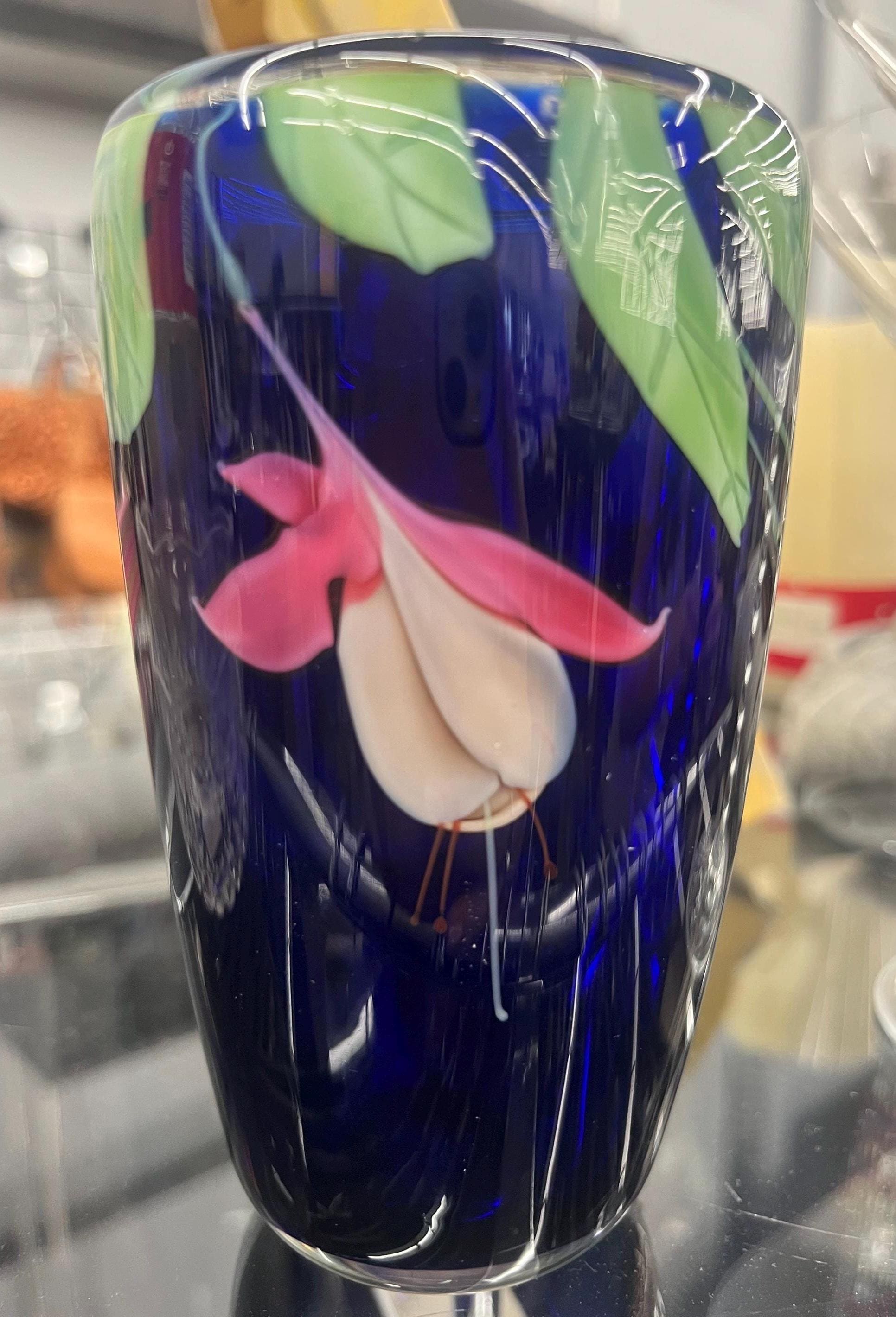 Orient & Flume Hand Blown Glass Floral Vase. Thick Glass, Beautiful ...