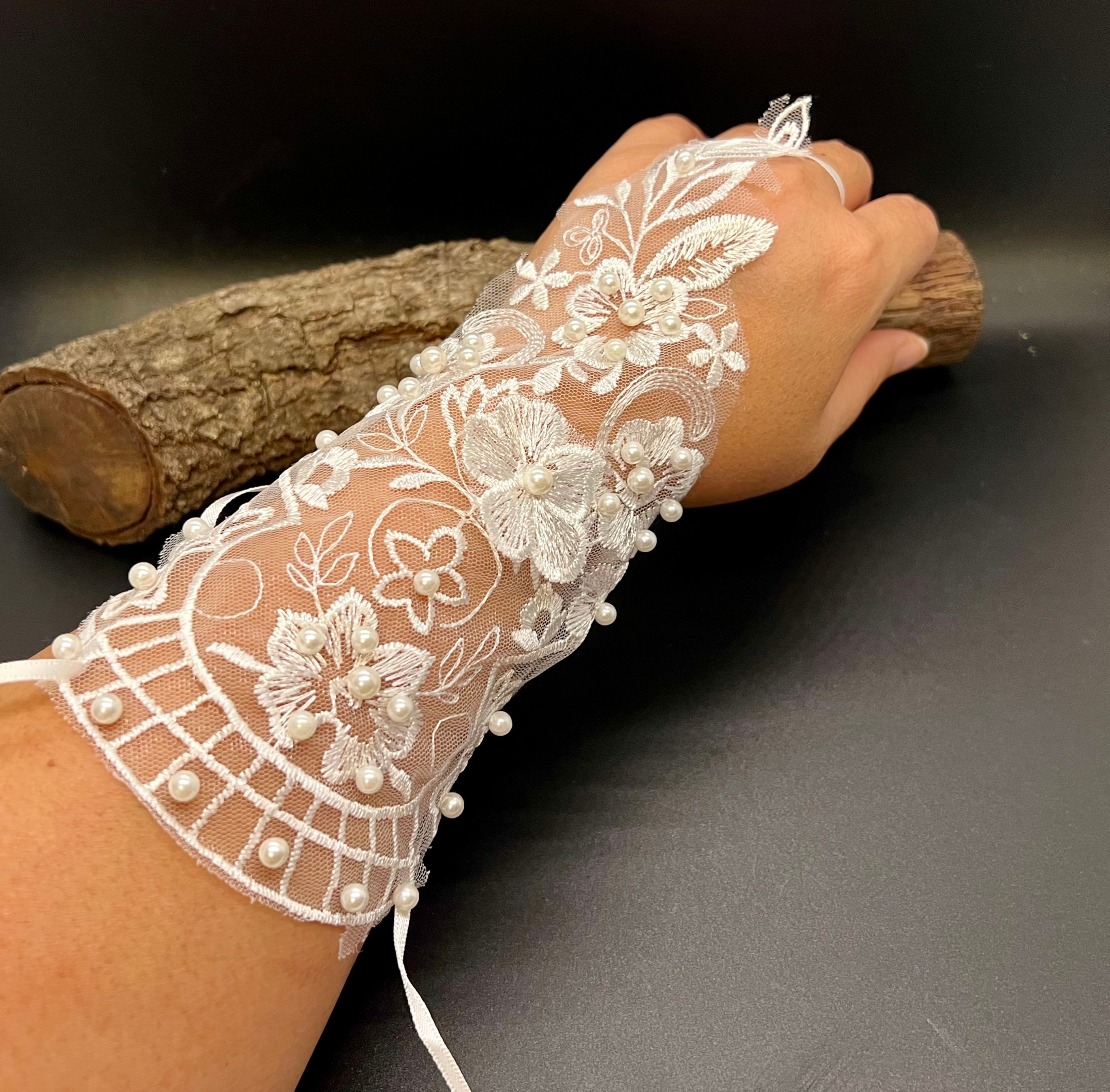 Lace Gloves And Pearls Background