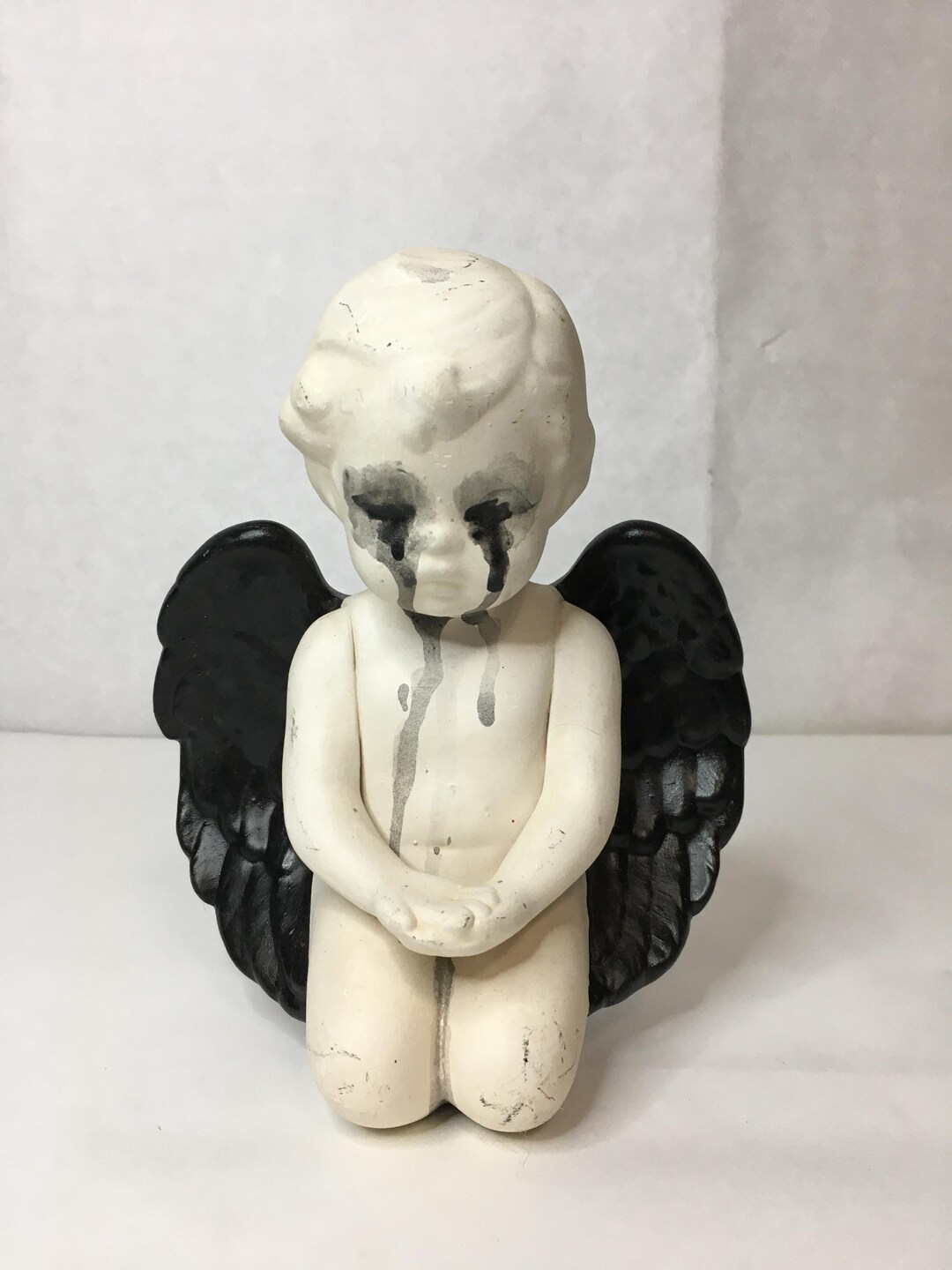 Crying Gothic Cherub Figurine - Spooky Creepy Scary Evil Demon Baby ...