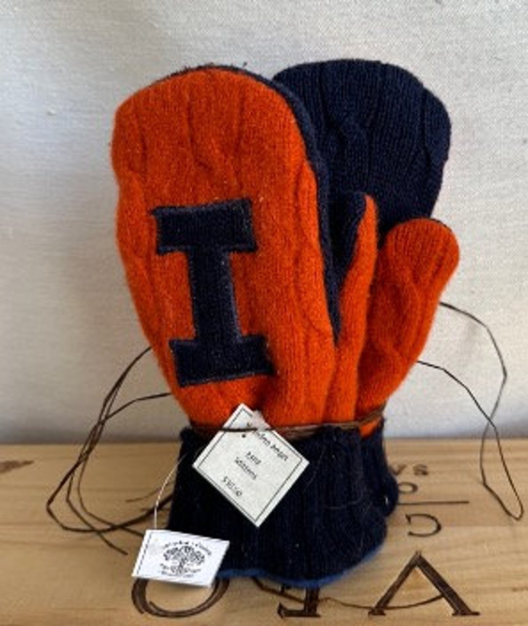 Mittens University of Illinois - Etsy