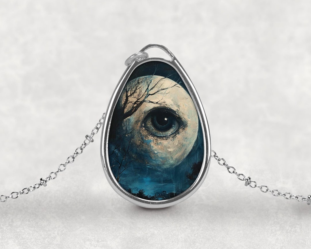 Cottage Core Pendant, eye of the Moon, Pendant, Moon Necklace, Vintage ...