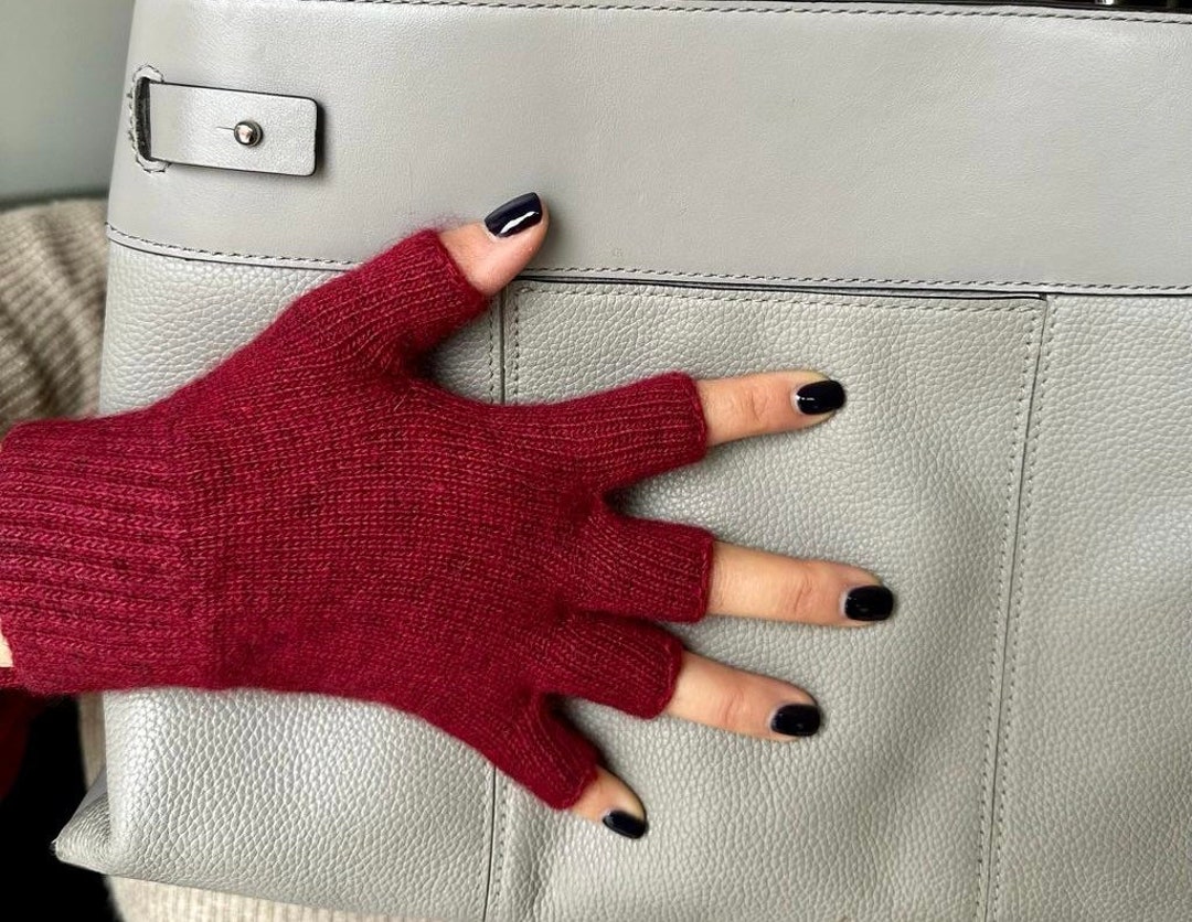 Unisex Angora Wool Fingerless Short Half Finger Winter Gloves Burgundy ...