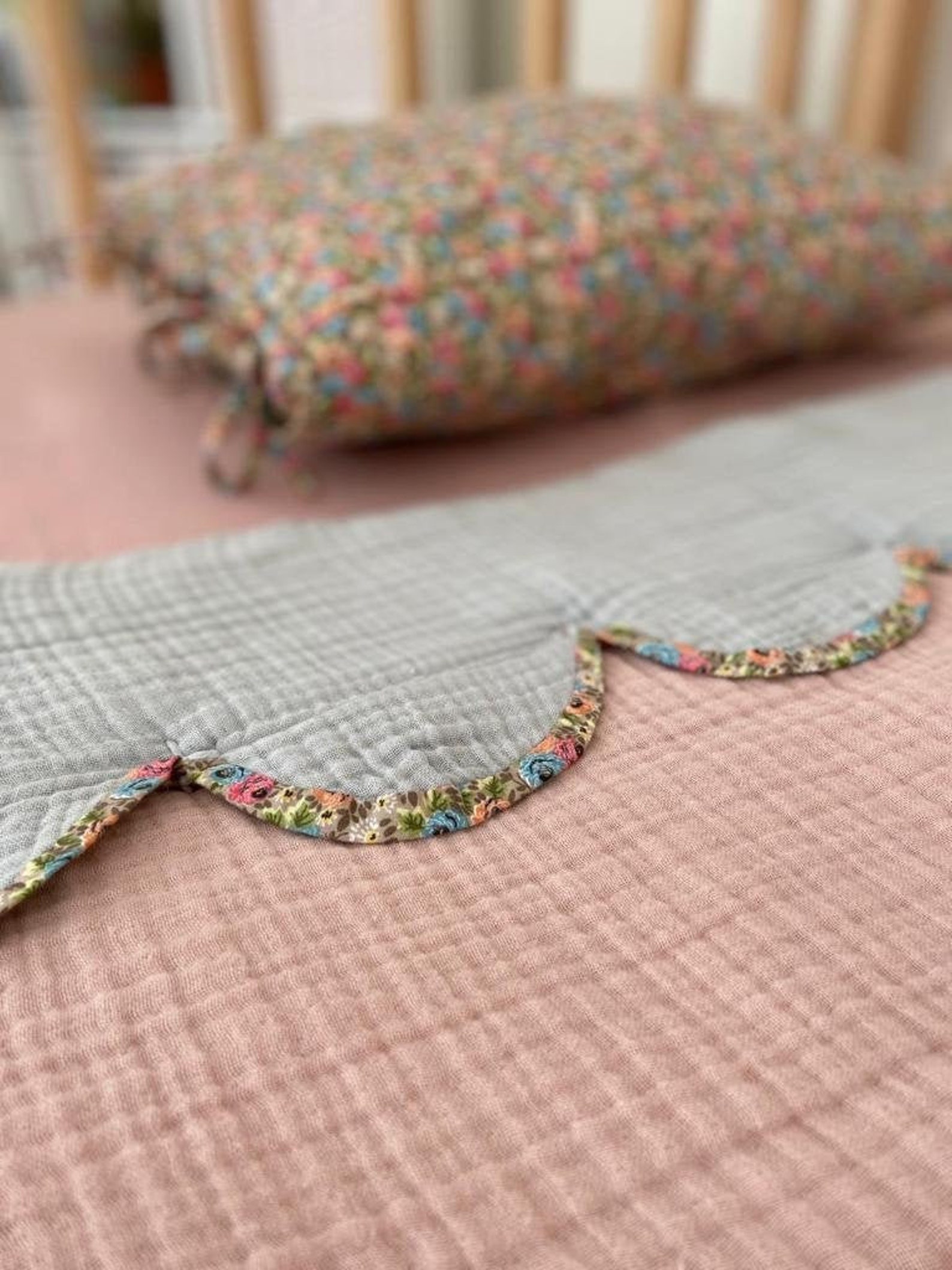 Muslin Floral Scalloped Edge Baby & Toddler Quilted Blanket, Double ...