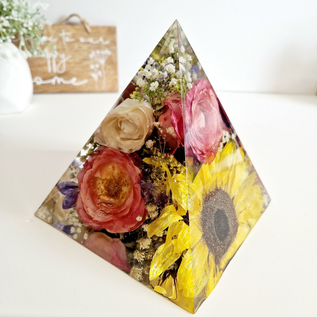 16cm Large Pyramid Wedding Flowers Preserved Funeral Memorial Keepsake ...