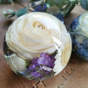11cm Resin Sphere, Flower Preservation, Wedding Flowers Funeral ...