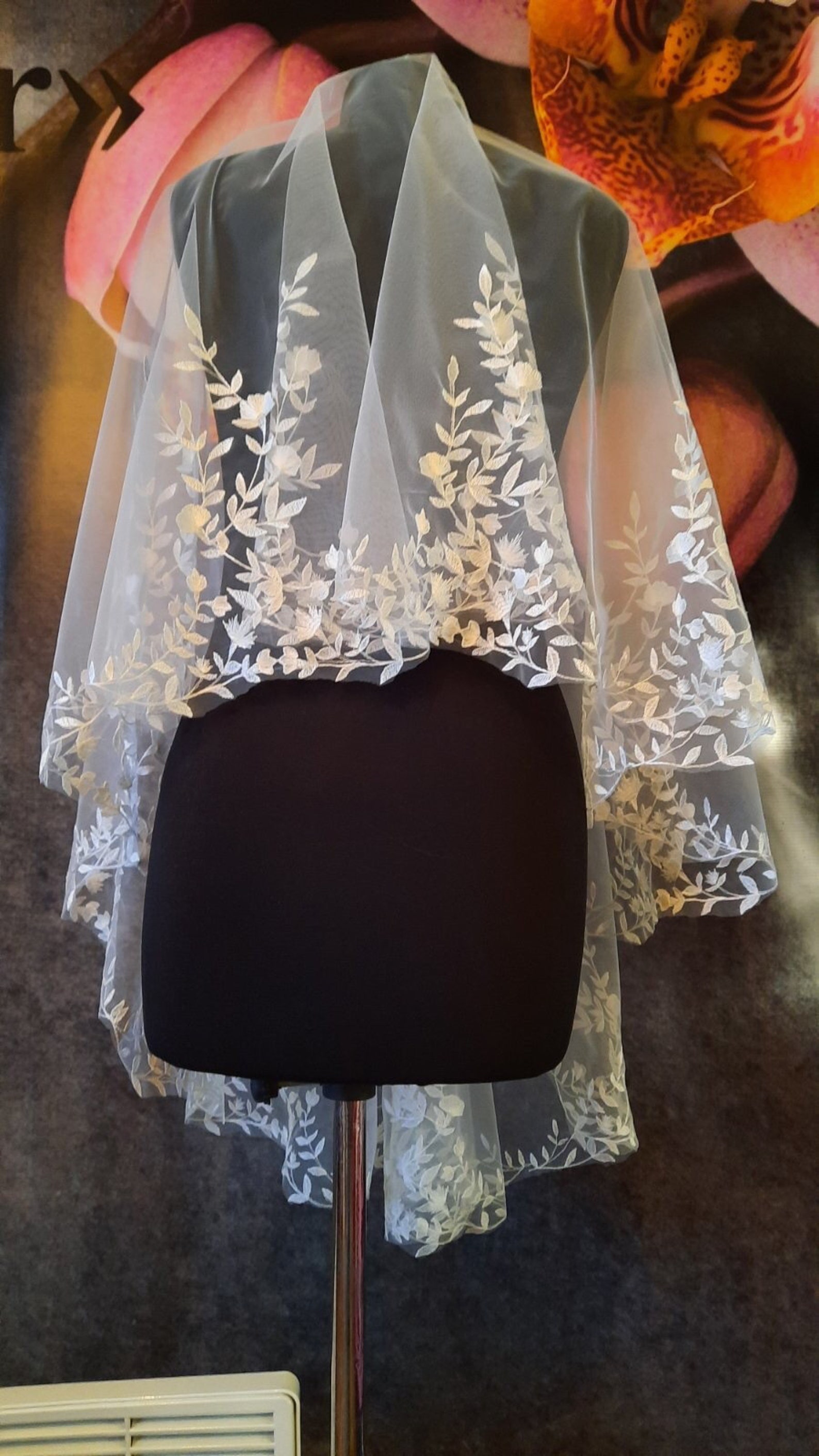 Wedding Veil Two Tier Veil Ivory Embroidery Veil Trim Veil - Etsy