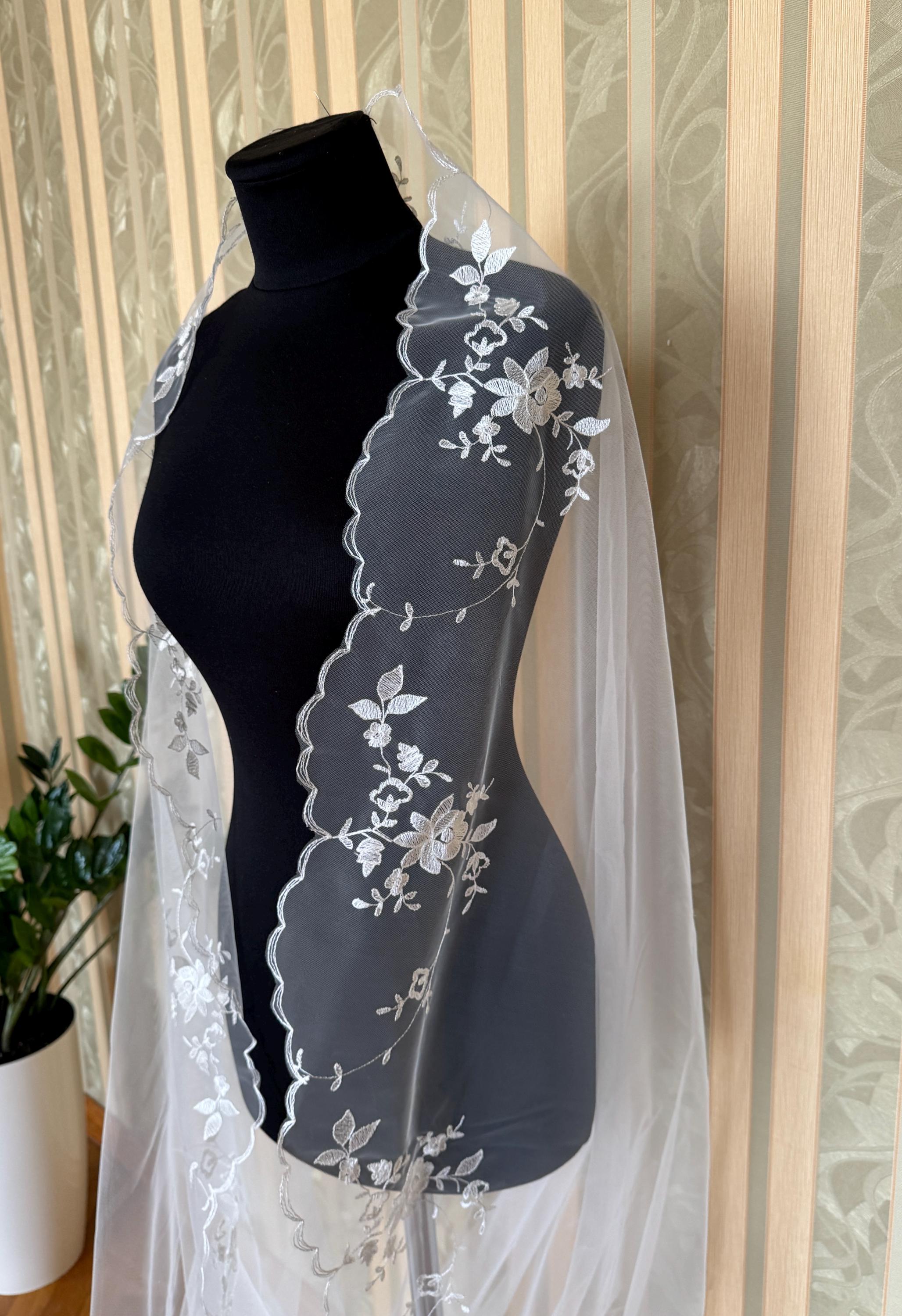 Mantilla Veil Long Veil Embroidery Edge Royal Veil Mantilla Ivory or ...