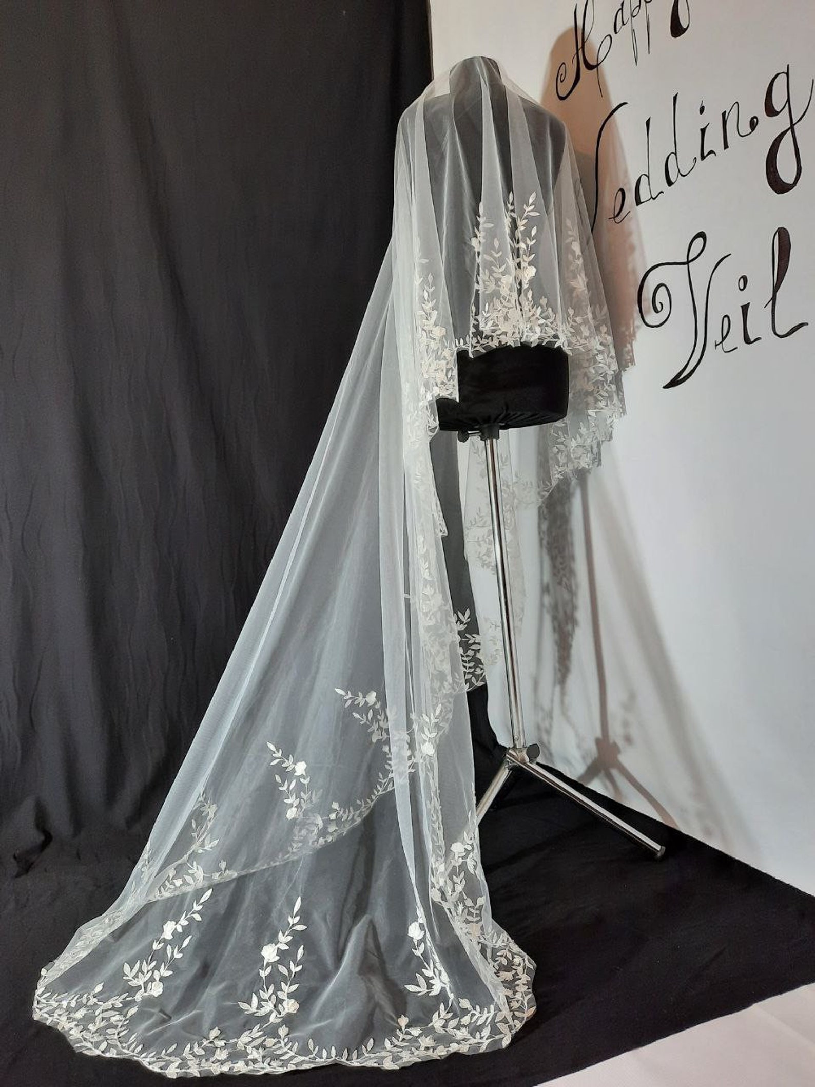 Wedding Veil Two Tier Veil Ivory Embroidery Veil Trim Veil - Etsy