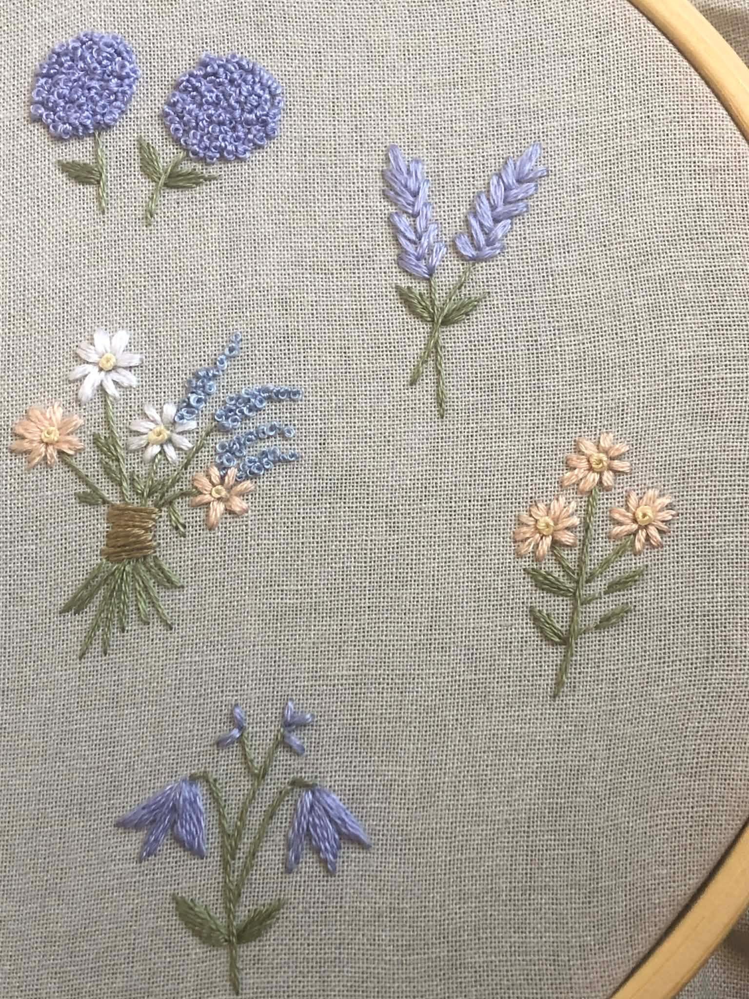 Tiny Flowers Hand Embroidery Pattern: Beginner Embroidery Floral Design ...