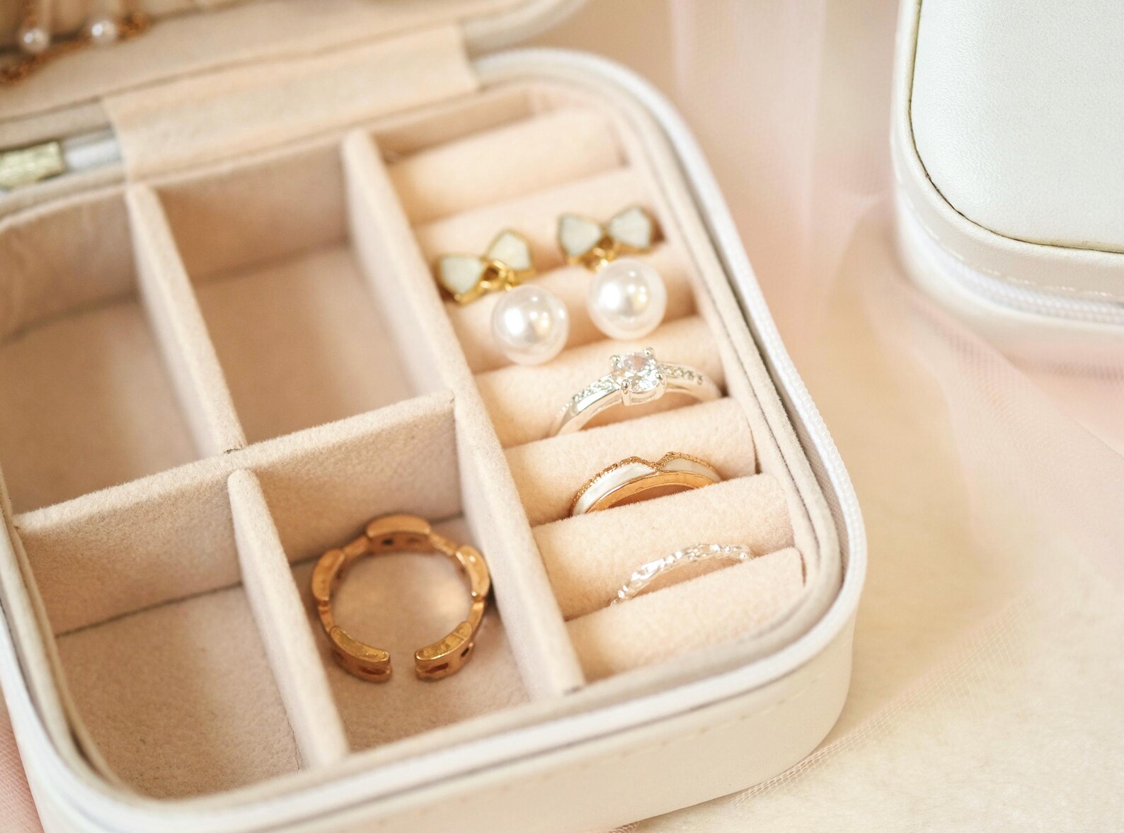Jewelry Box, Gifts for Women Friends Coworkers Holiday Gift Ideas for ...