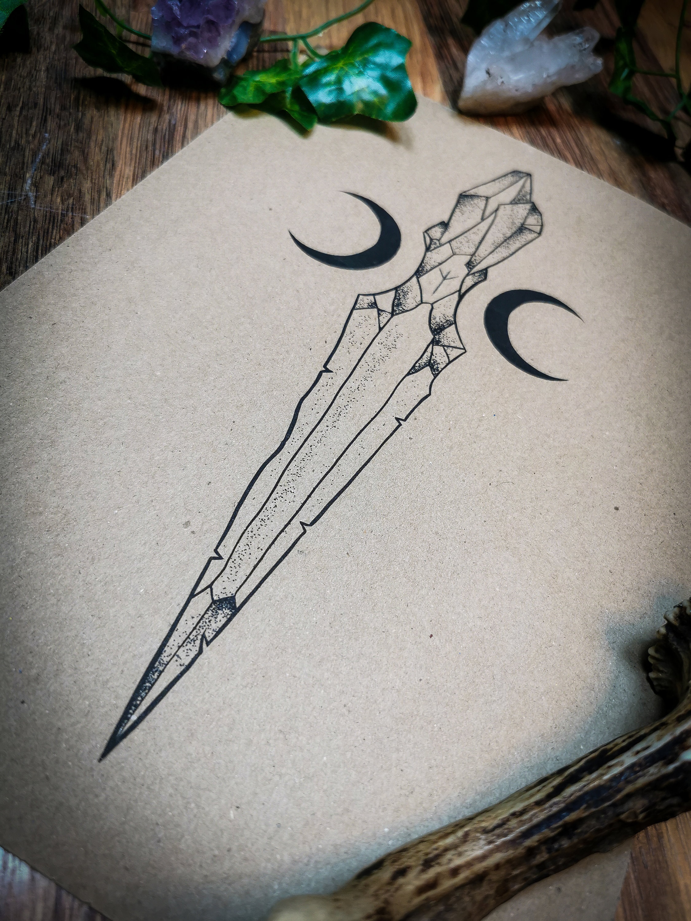 Crystal Dagger Print A4 Kraft Papier Witchy Crescent Moon Mondsichel ...