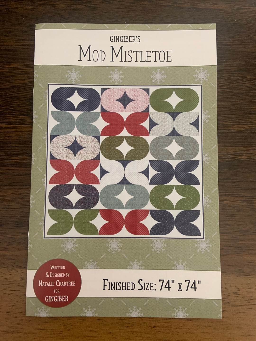 Mod Mistletoe Quilt Pattern by Gingiber - Etsy