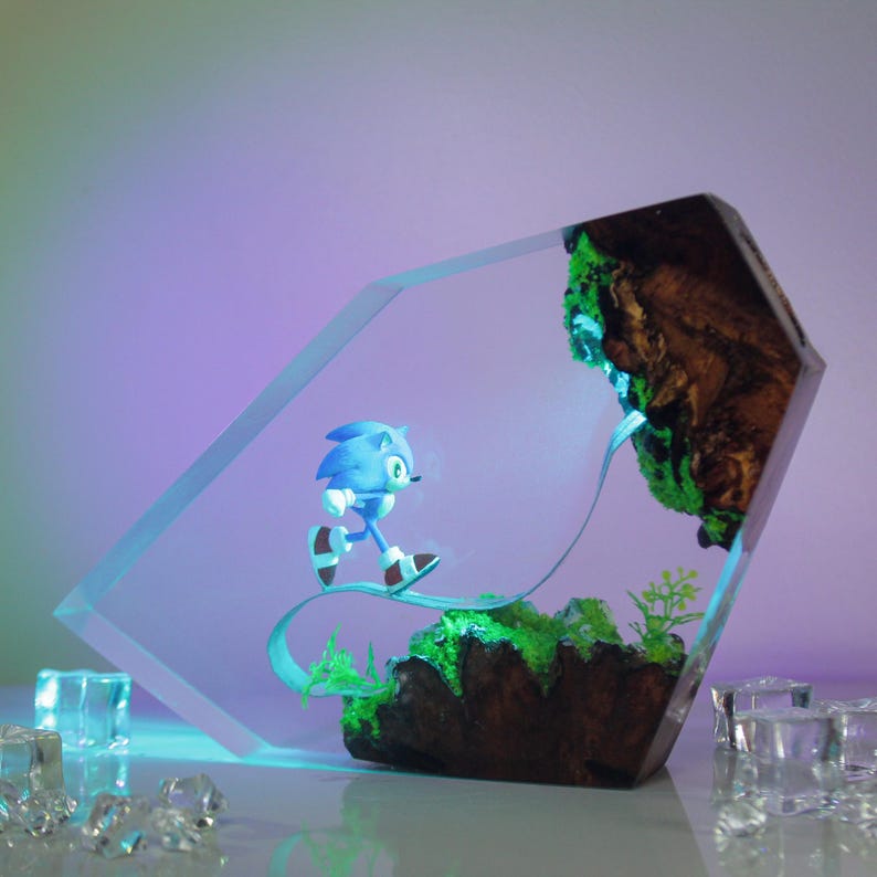 Sonic Diorama Resin Lamp: Shadow the Hedgehog Handmade Night Light - Etsy