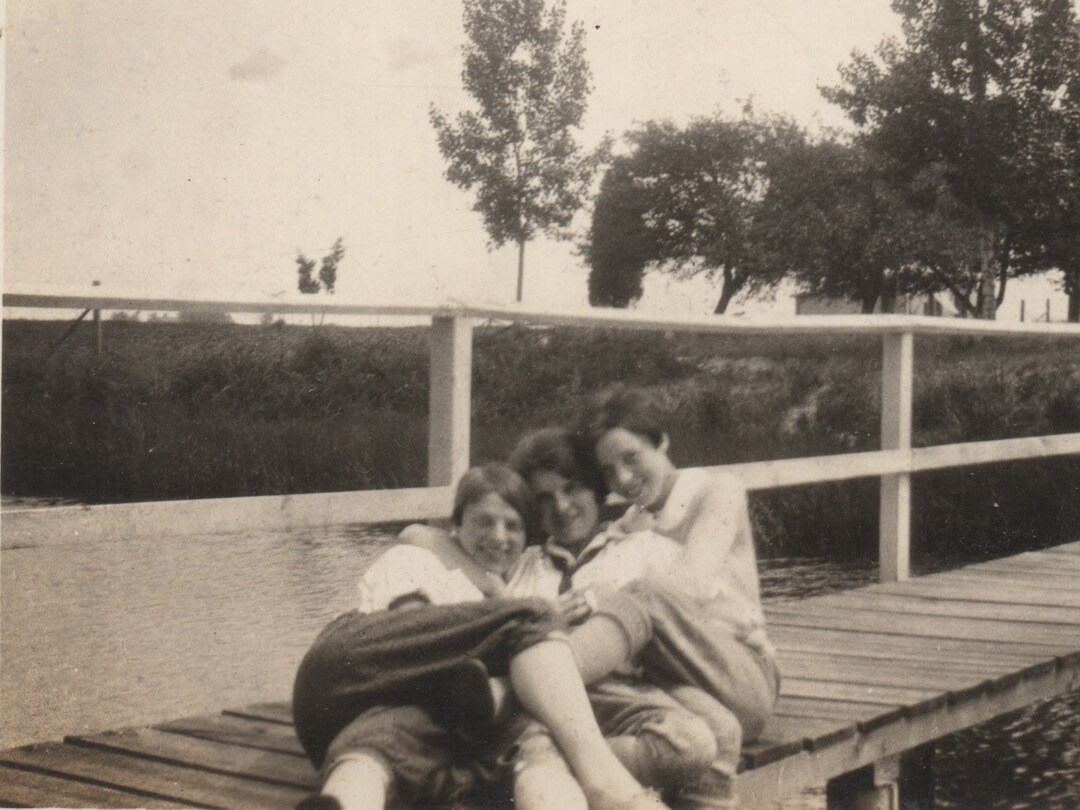 Original Snapshot 3 Women 1926 - Etsy