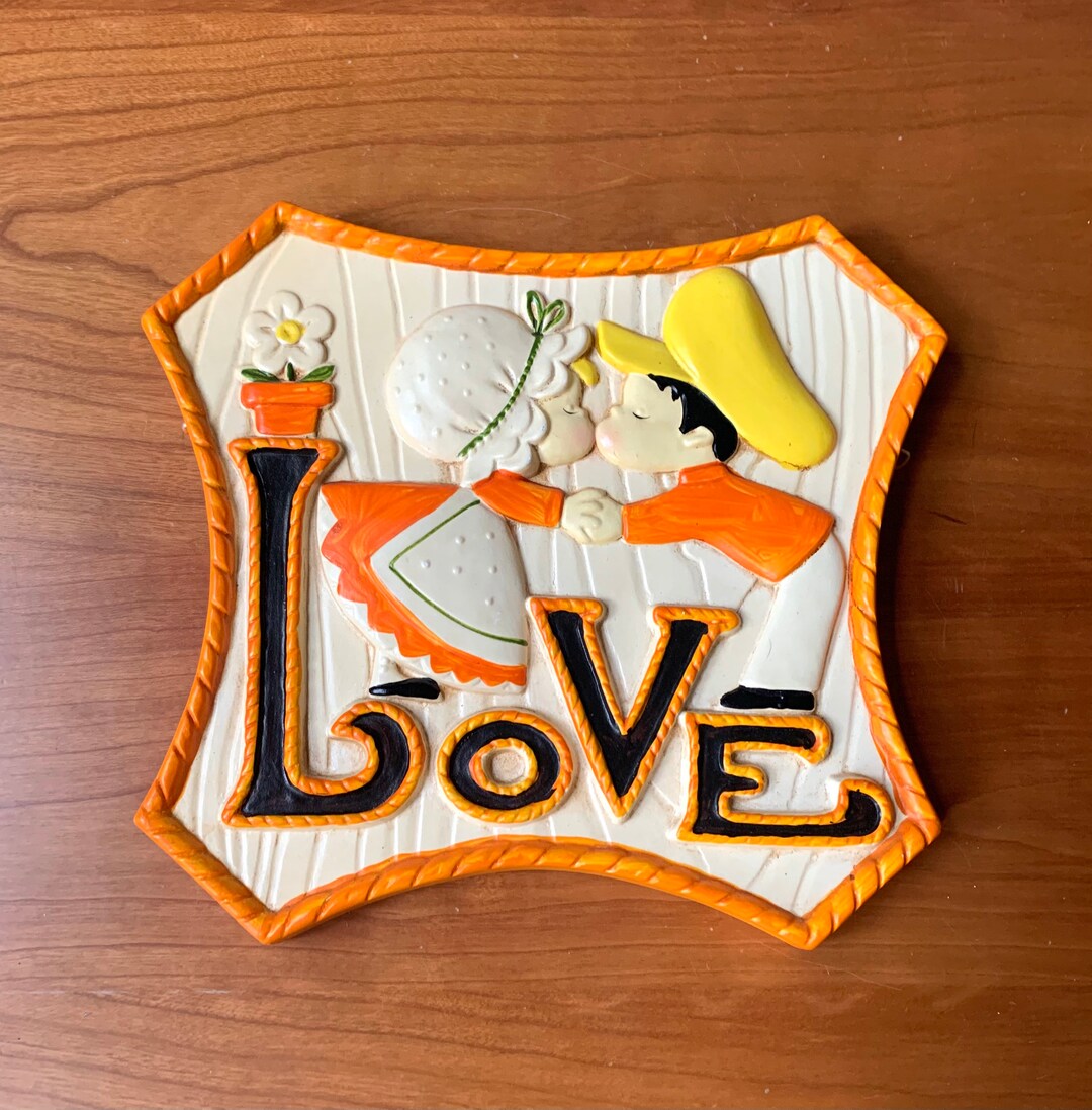 Vintage Kissing Boy and Girl - Love - Plaster Wall Plaque - Etsy