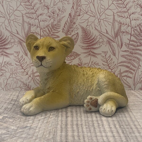 Lioness Figurine - Etsy