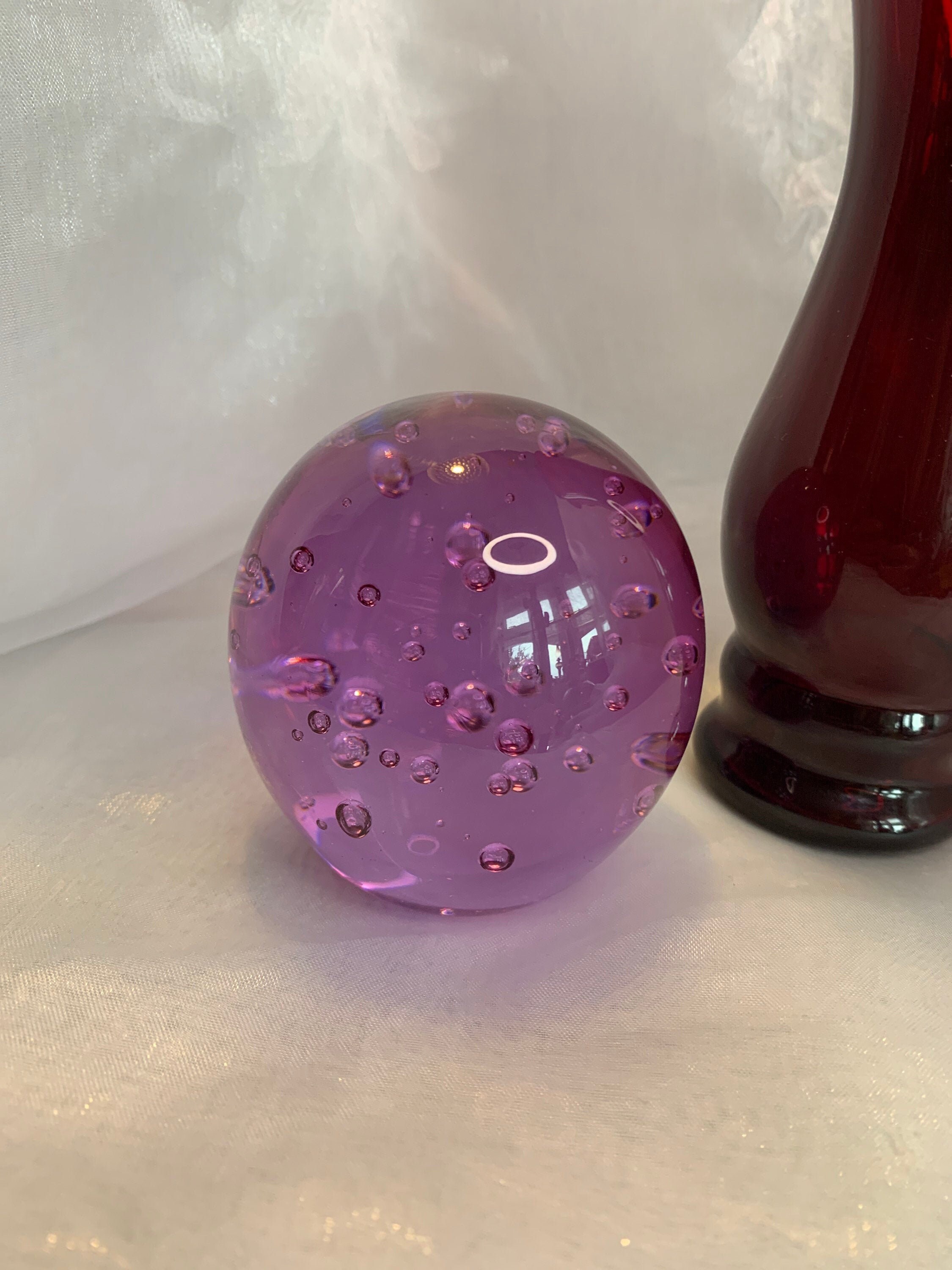 Paperweights Vintage Med Paperweight Clear with Spiralling Yellow White ...