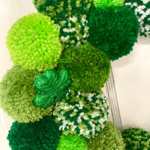 St Patricks Day Pom Pom Wreath - Etsy