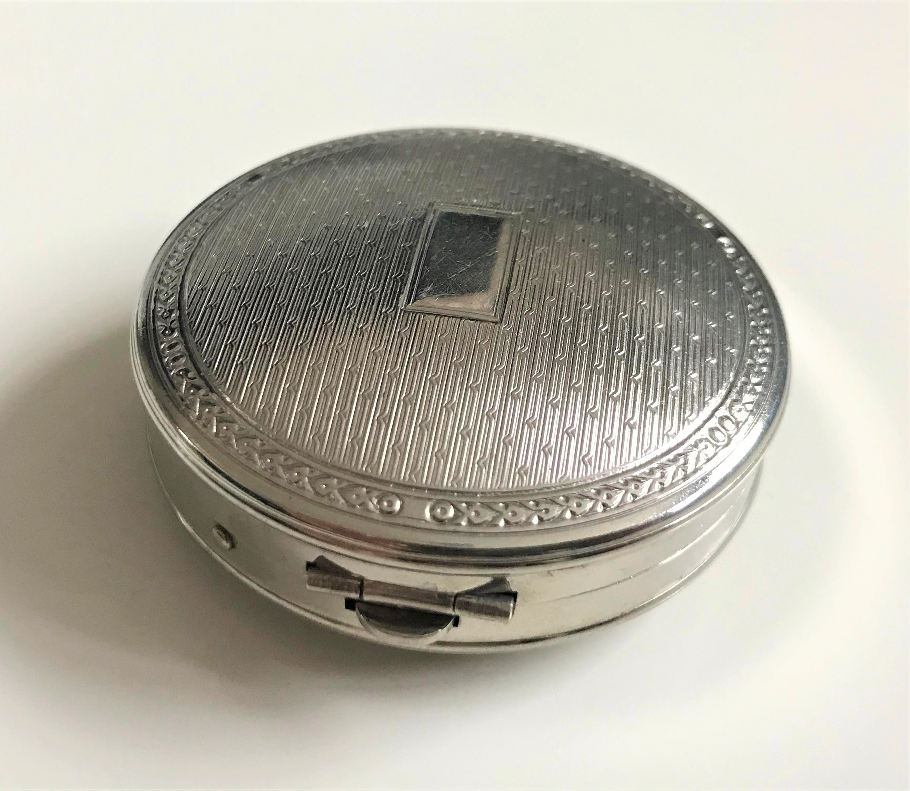 Art Deco Deauville Compact Richard Hudnut Compacts Made in - Etsy