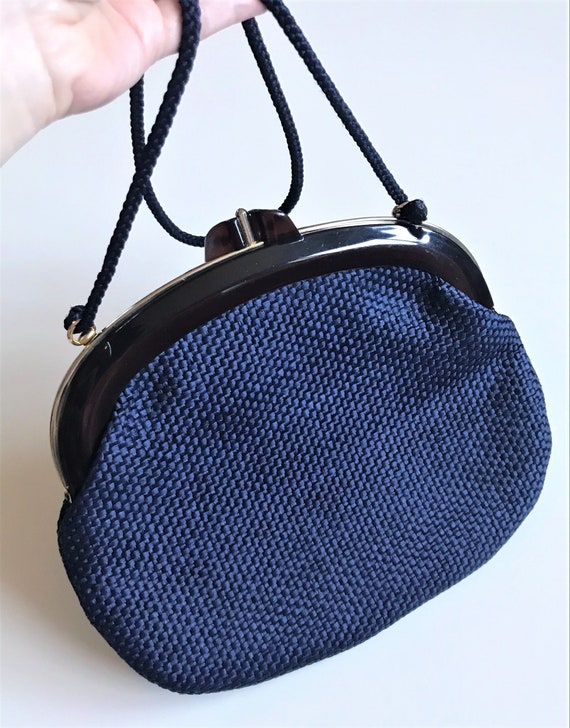 1960s 1970s navy woven straw shoulder bag with Lucite… - Gem