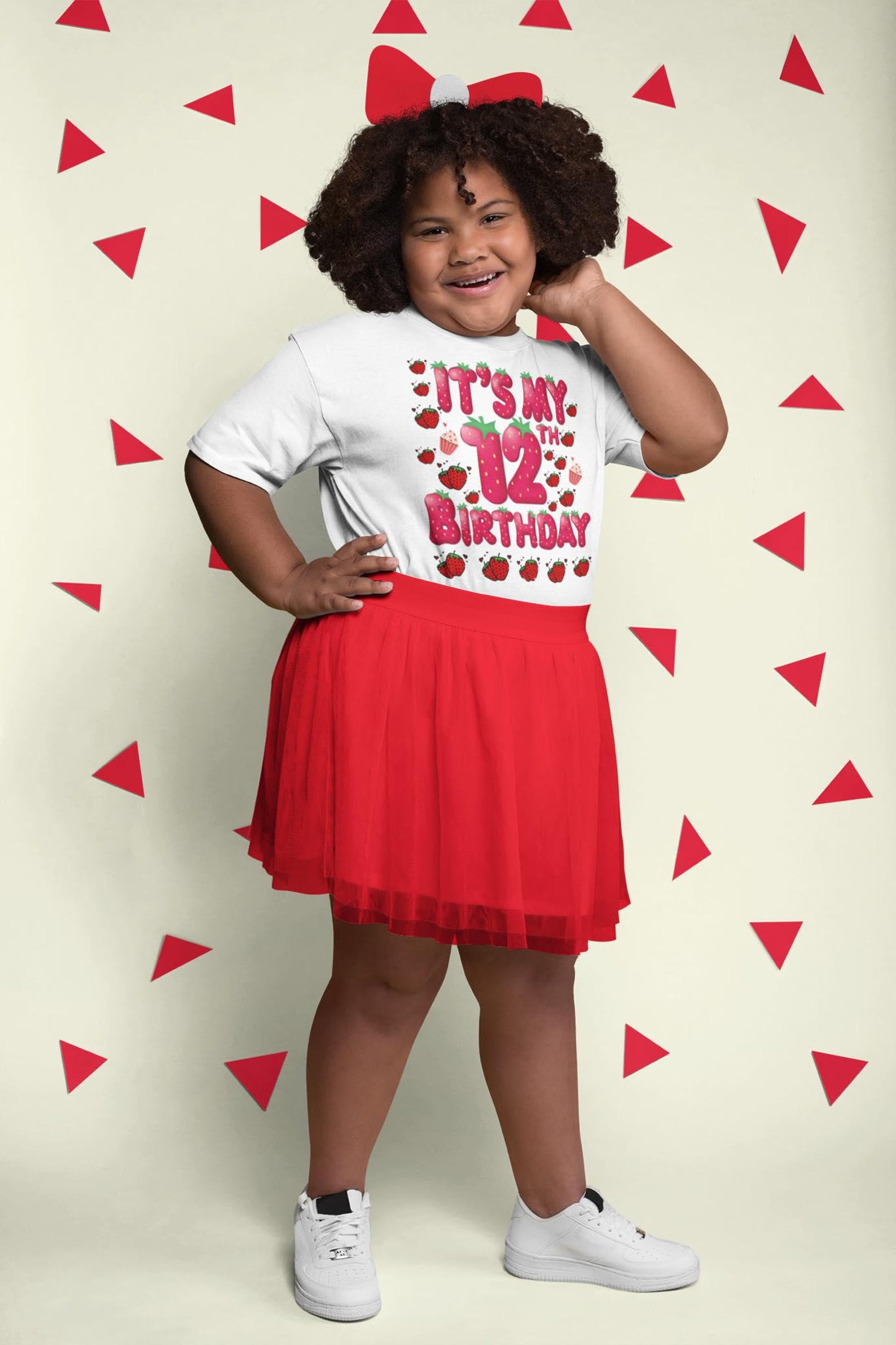 12-year-old Strawberry Theme Happy 12th Birthday Girl Party T-shirt ...