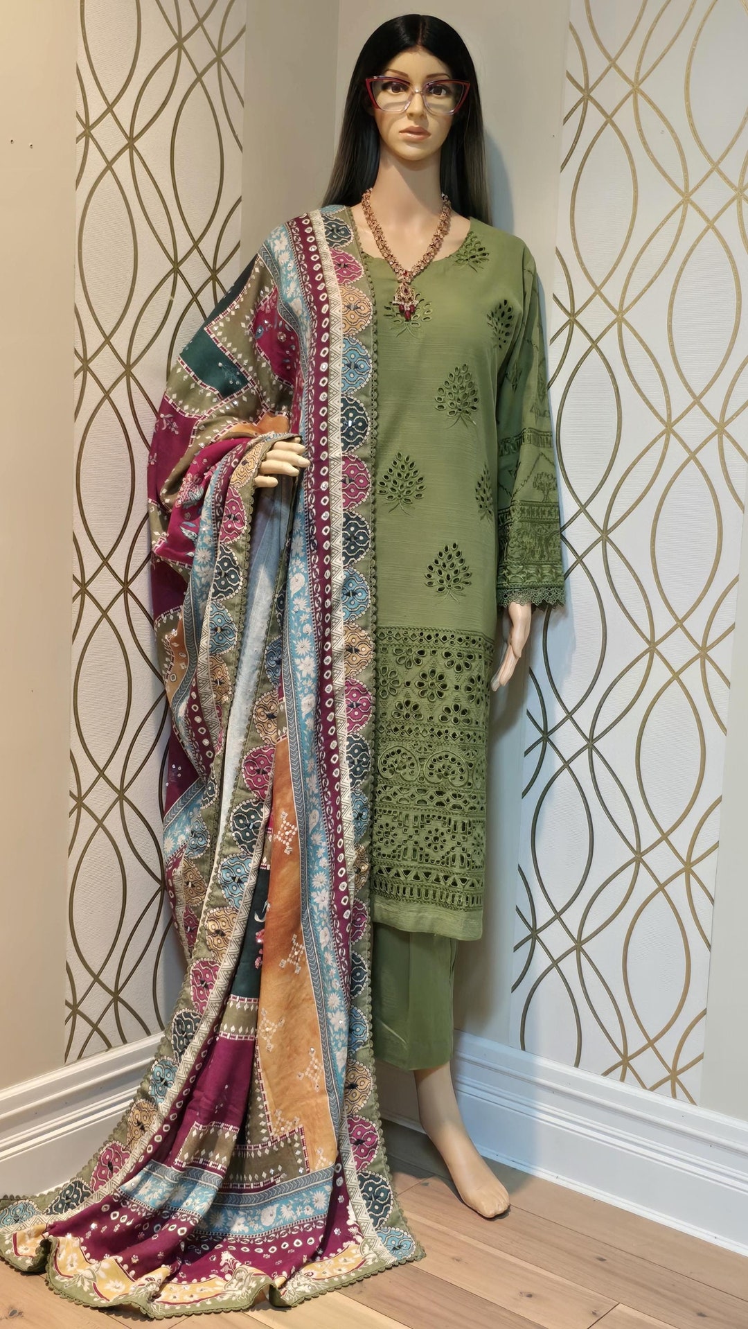 Pakistani Designer NUREH' 4 Piece Stitched Chikankari Embroidered on ...