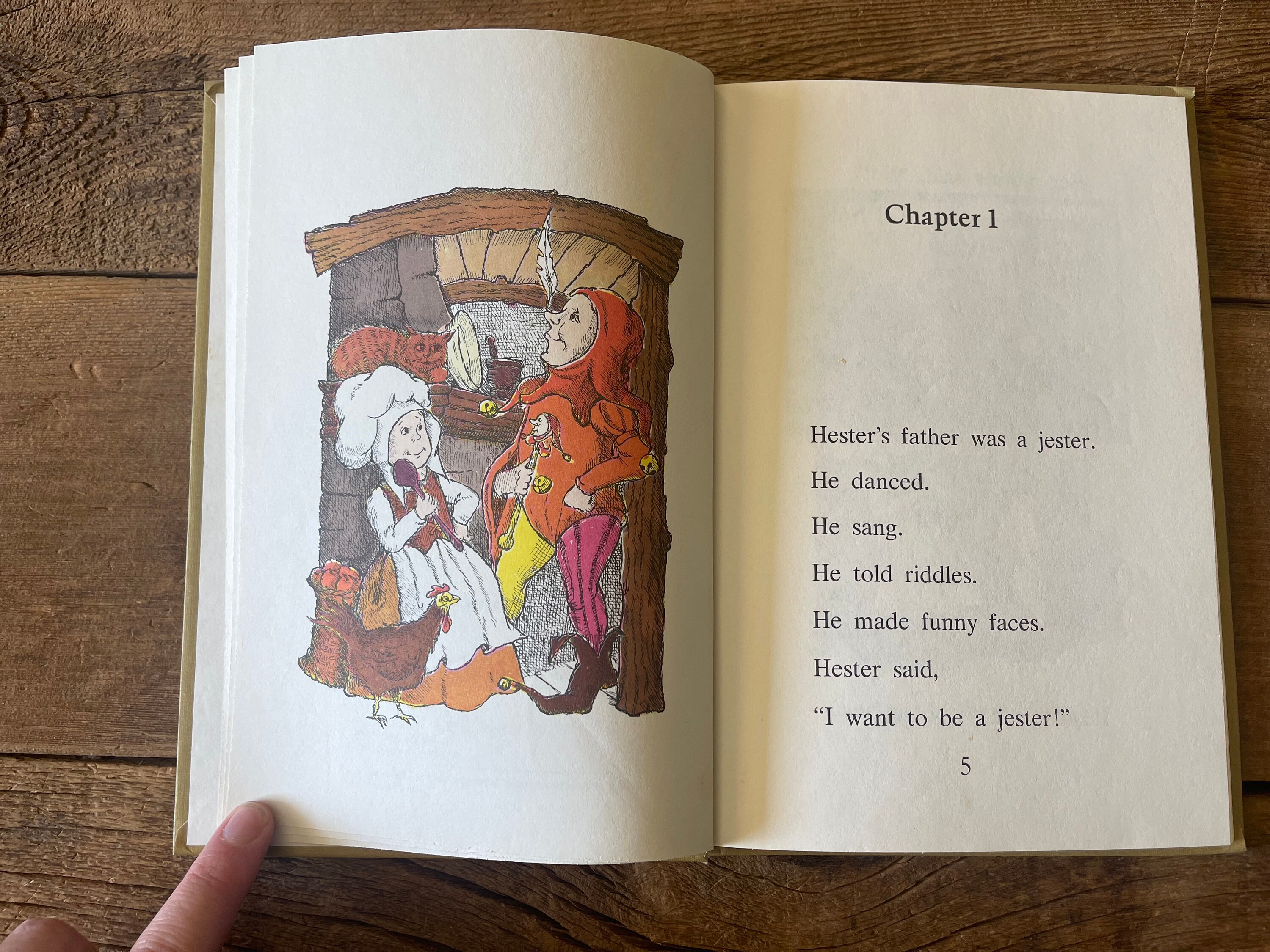 Hester the Jester // Ben Schecter // 1977 Weekly Reader Book // an ...