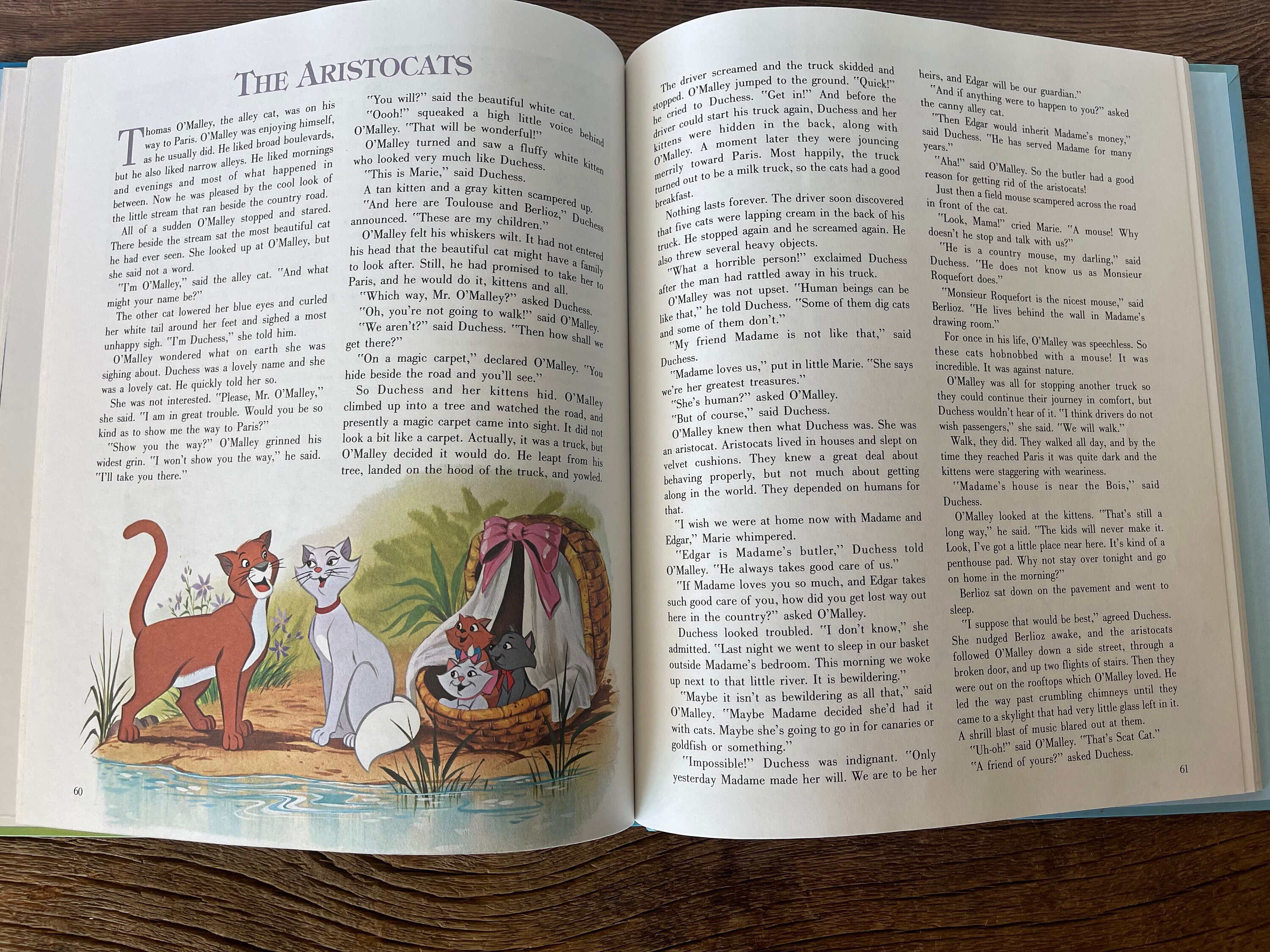 Walt Disney's Classic Movie Treasury // A Golden Book // - Etsy