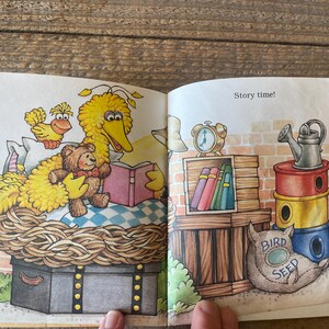 Big Bird's Busy Day // Sesame Street // A First Little Golden Book 1987 ...