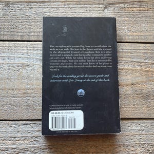 Gathering Blue // Lois Lowry // First Delacorte Press Edition // Young ...