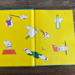 The Mickey Mouse Magic Book // Disney's Wonderful World of Reading ...