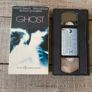 Ghost VHS Movie // Patrick Swayze, Demi Moore, Whoopi Goldberg // 1990 ...
