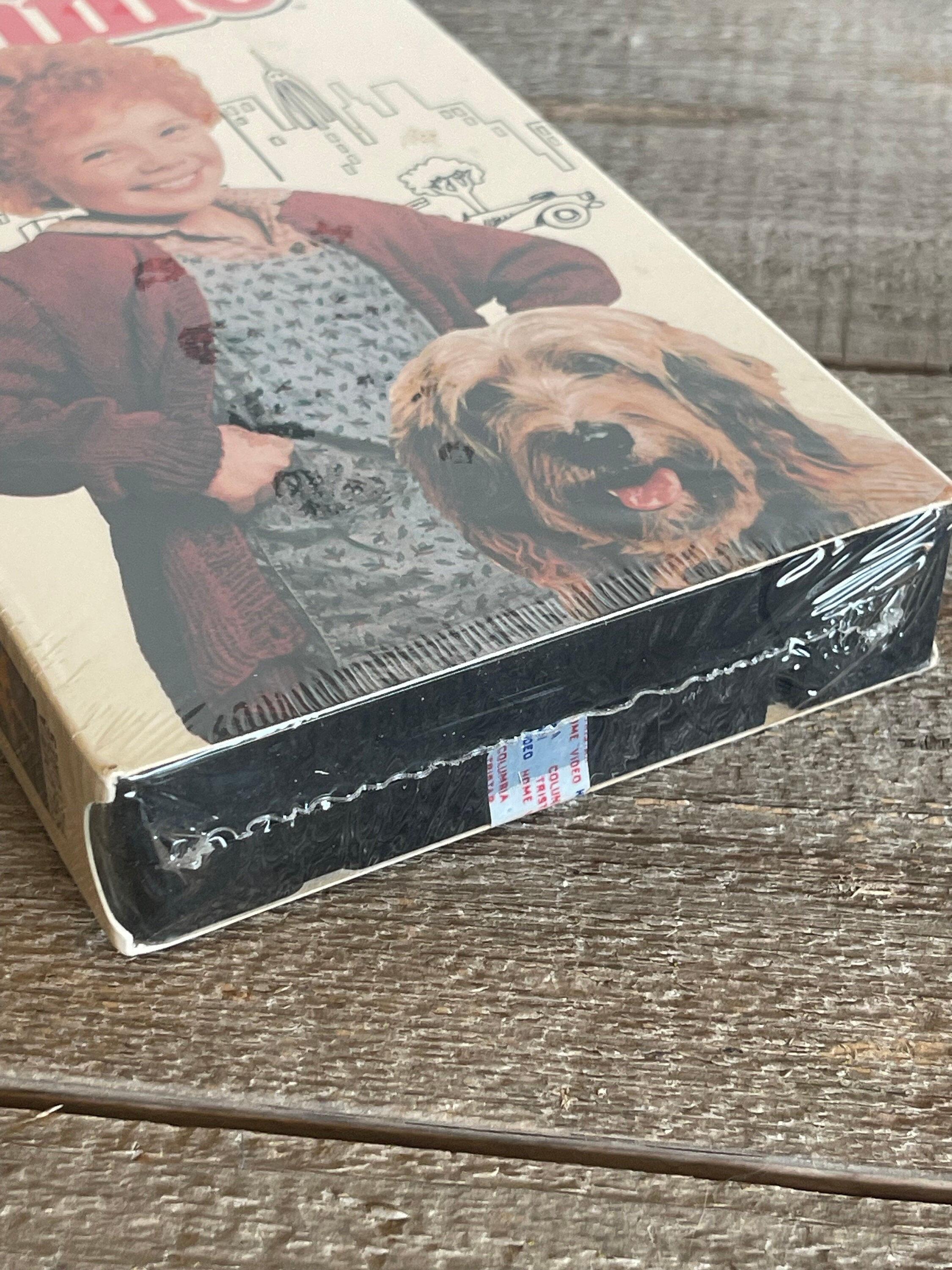 ANNIE VHS Movie SEALED // 1982 Version 1994 Copy // Carol - Etsy