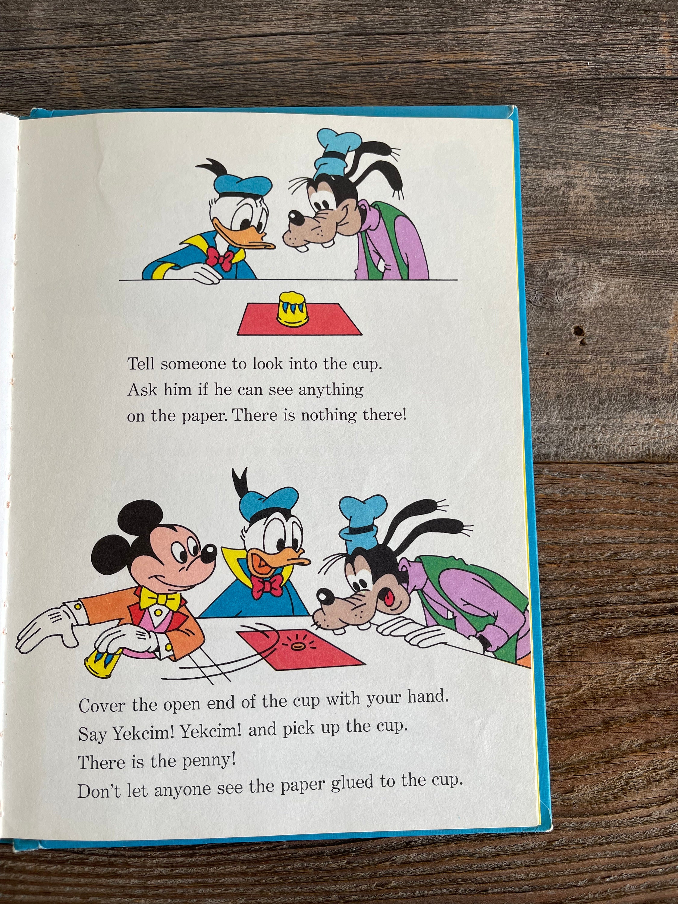 The Mickey Mouse Magic Book // Disney's Wonderful World of - Etsy