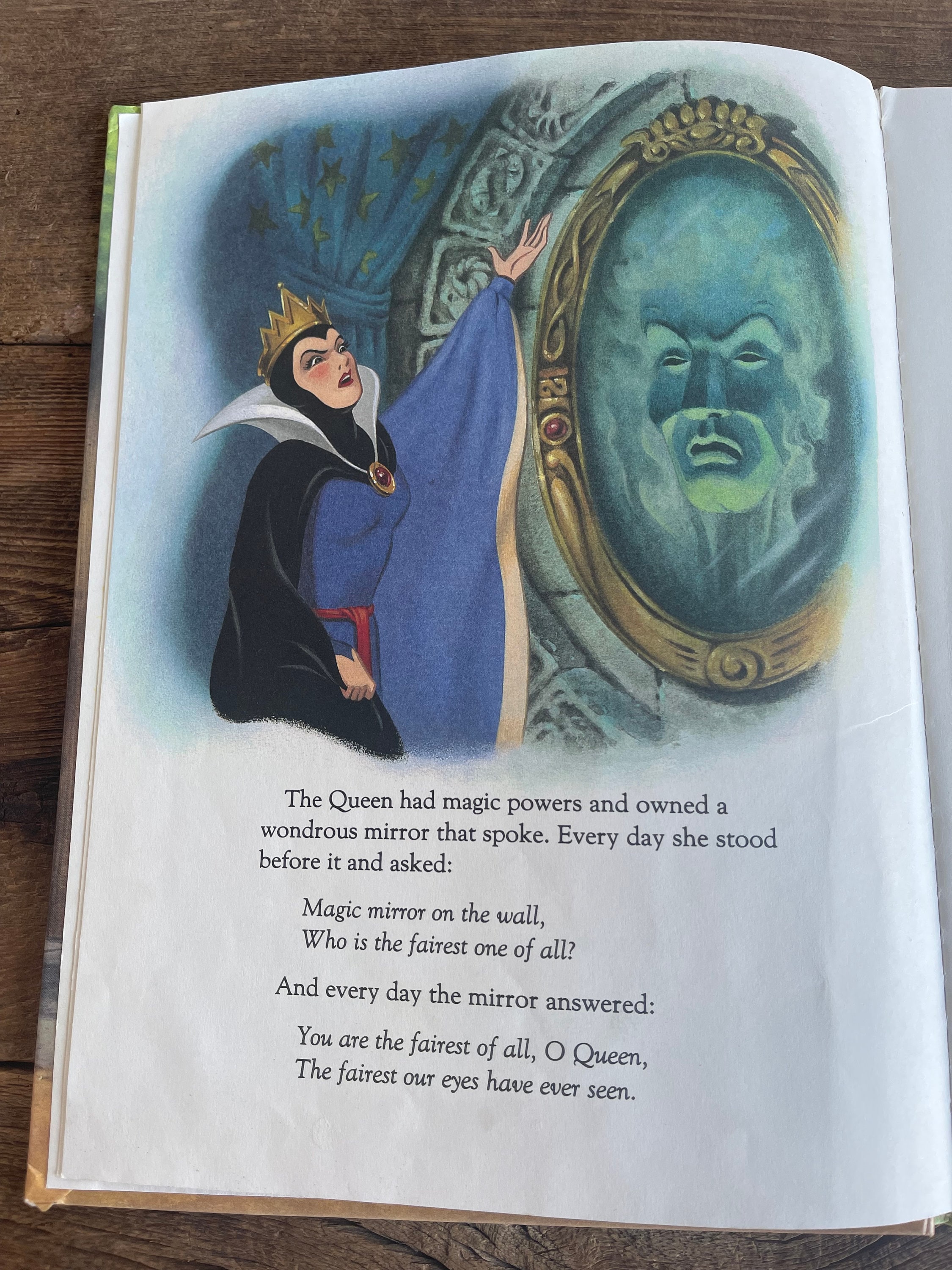 Walt Disney's Snow White & the Seven Dwarfs Golden Book // - Etsy Australia
