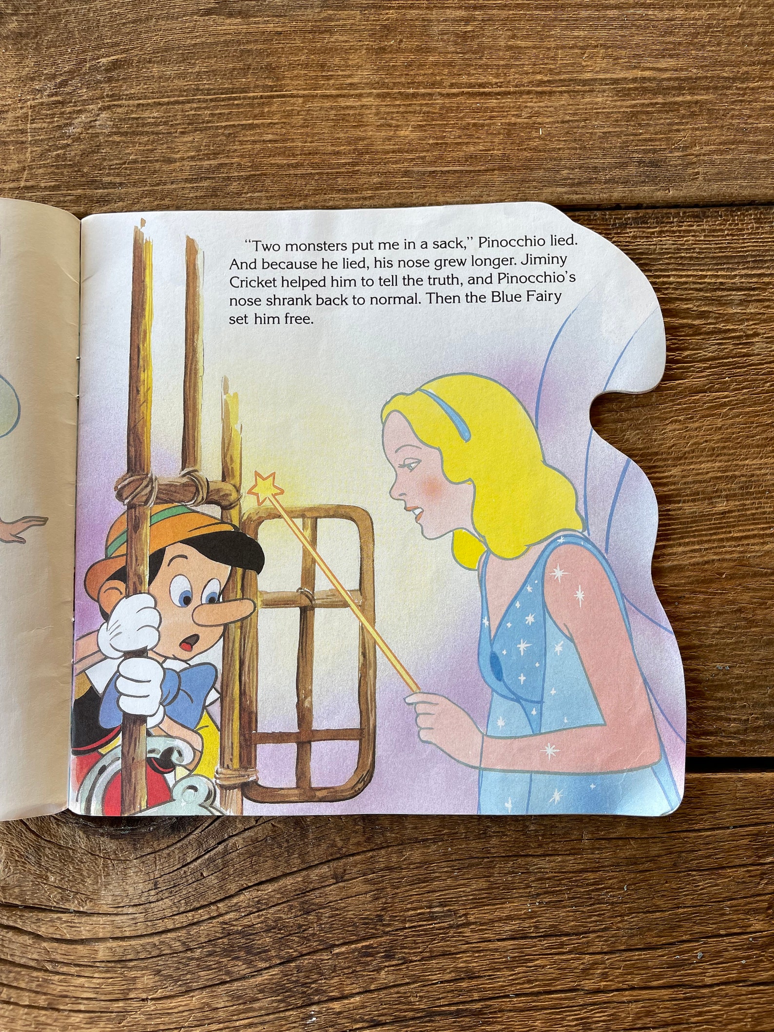 Walt Disney's Pinocchio // A Golden Super Shape Book // 1988 - Etsy